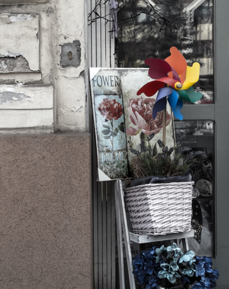 Colorful Vane | Copyright-free photo (by M. Vorel) | LibreShot