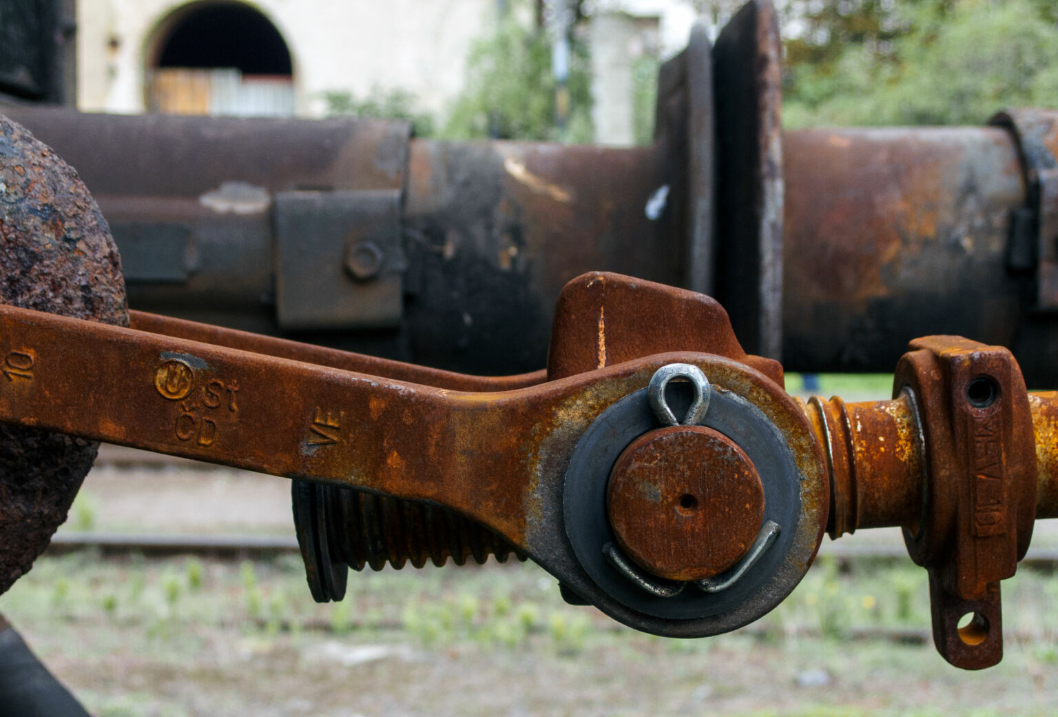 Rusted train connector | Copyright-free photo (by M. Vorel) | LibreShot
