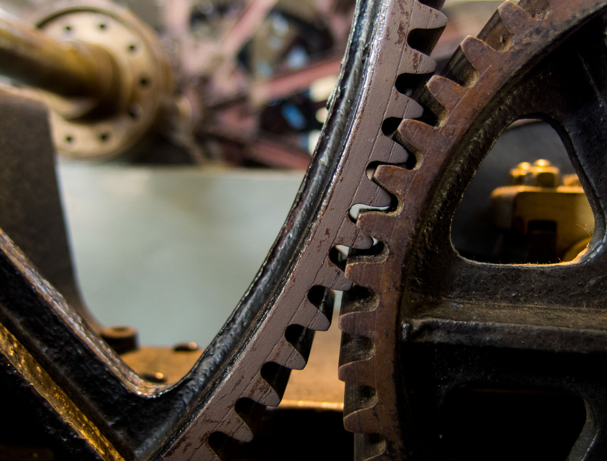 Vintage Cogwheel - Gear | Copyright-free photo (by M. Vorel) | LibreShot