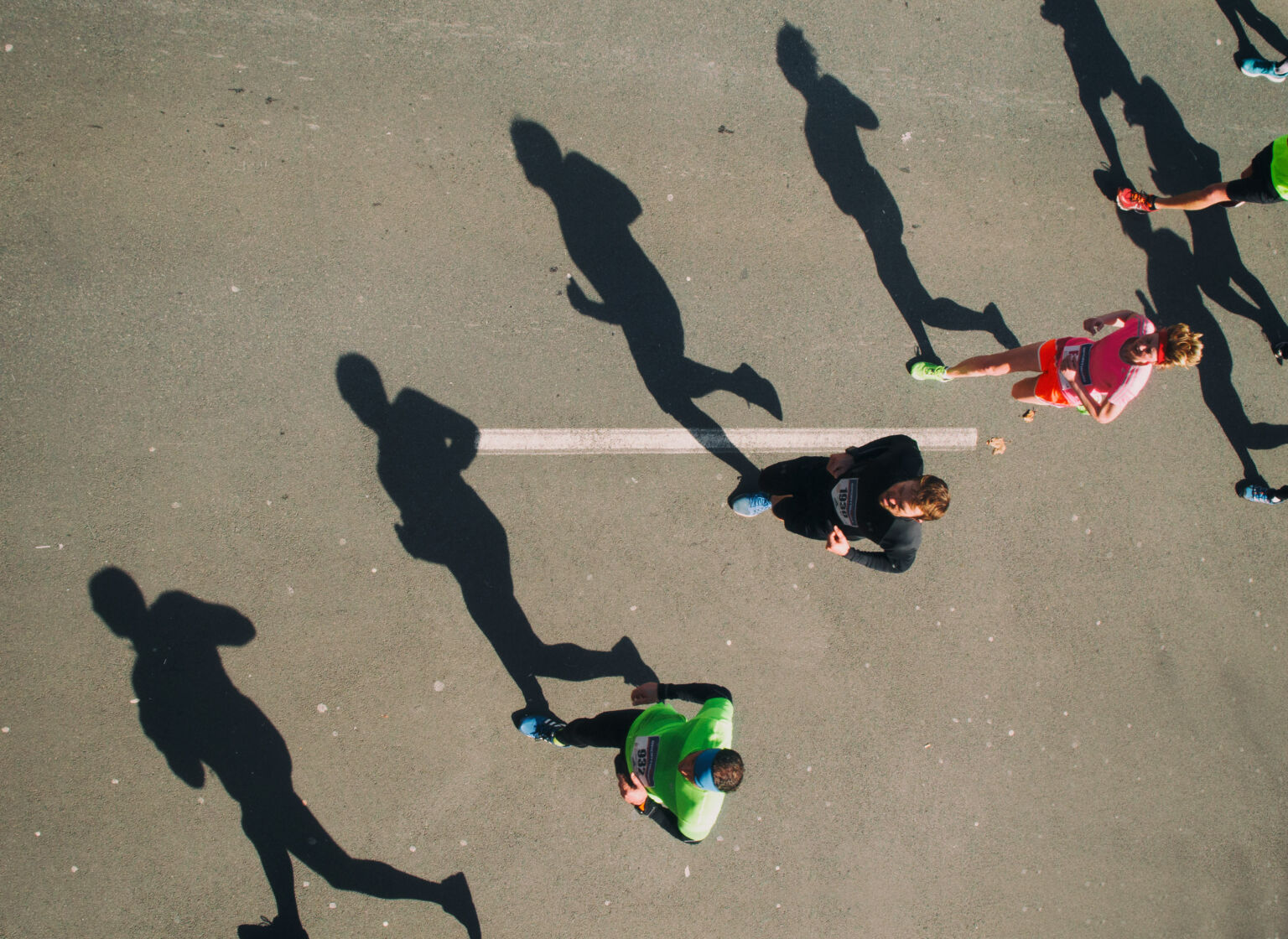 Marathon Runners | Copyright-free photo (by M. Vorel) | LibreShot