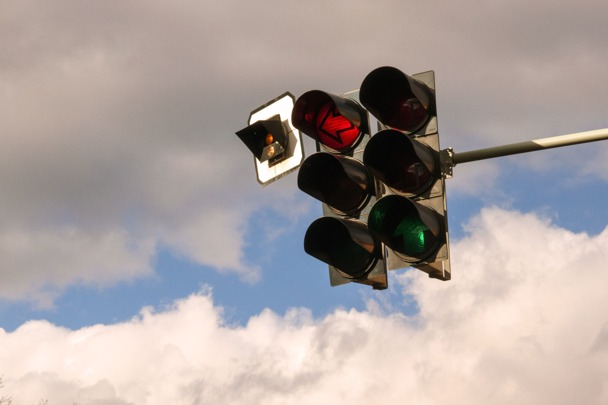 Traffic lights | Copyright-free photo (by M. Vorel) | LibreShot