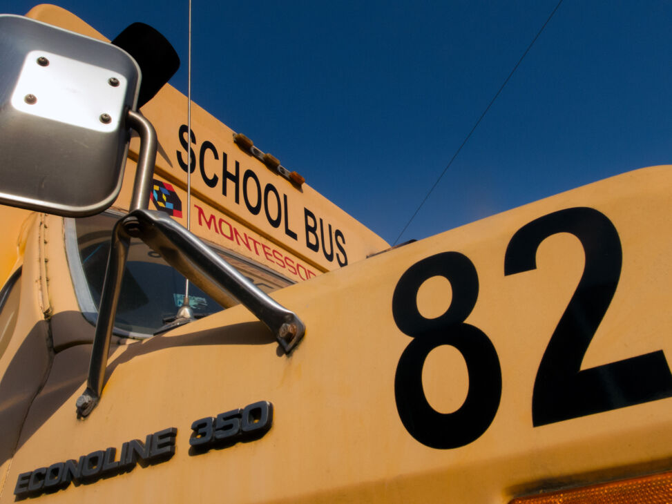 Yellow School Bus | Copyright-free photo (by M. Vorel) | LibreShot