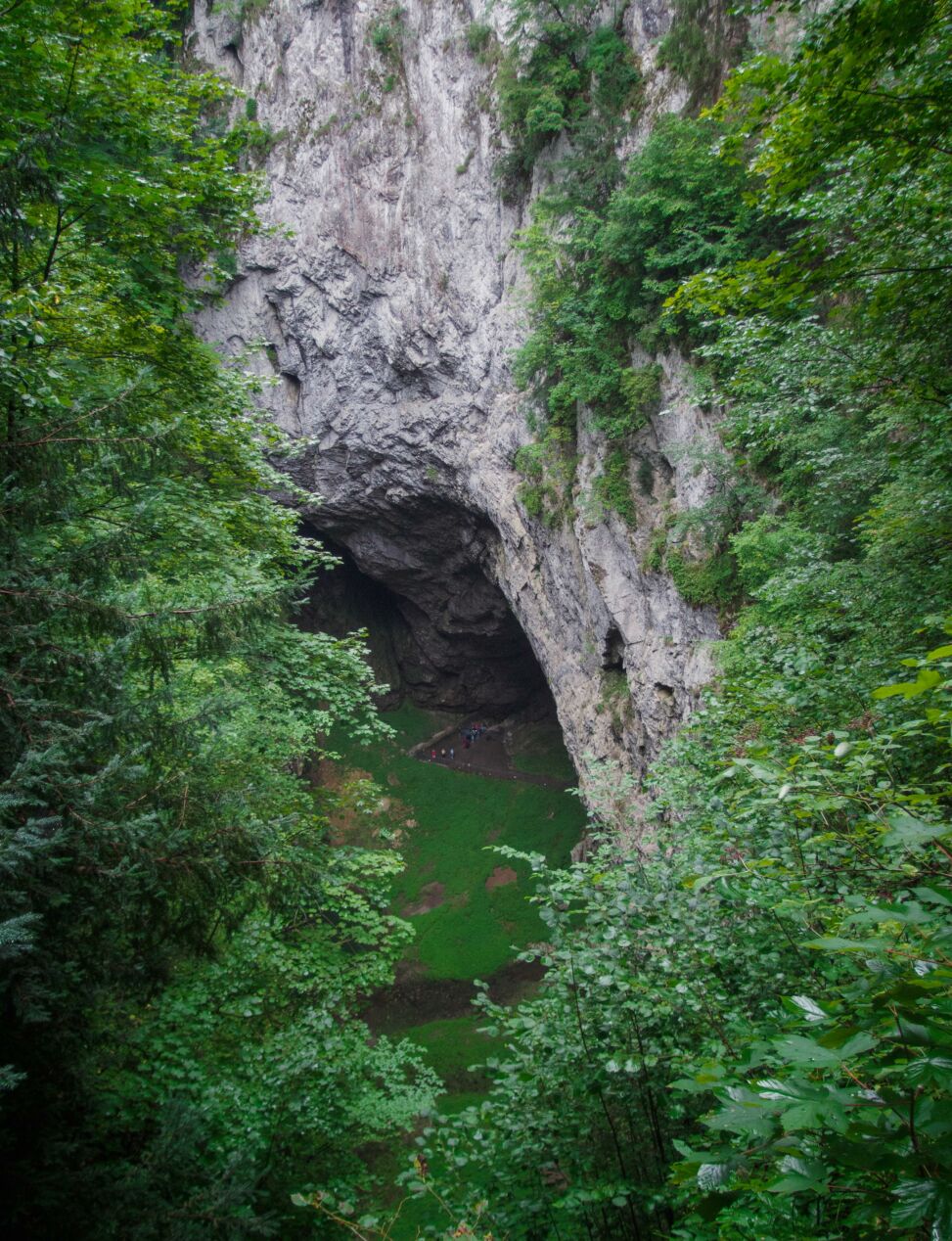 Macocha gorge | Copyright-free photo (by M. Vorel) | LibreShot