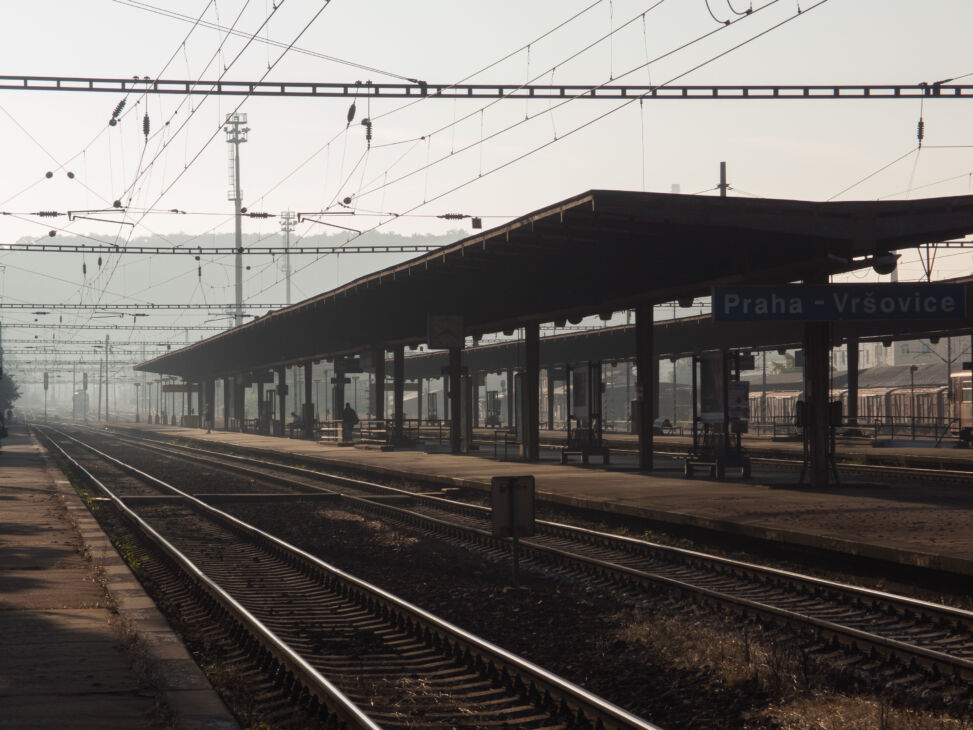 Morning At Railway Station | Copyright-free photo (by M. Vorel) | LibreShot