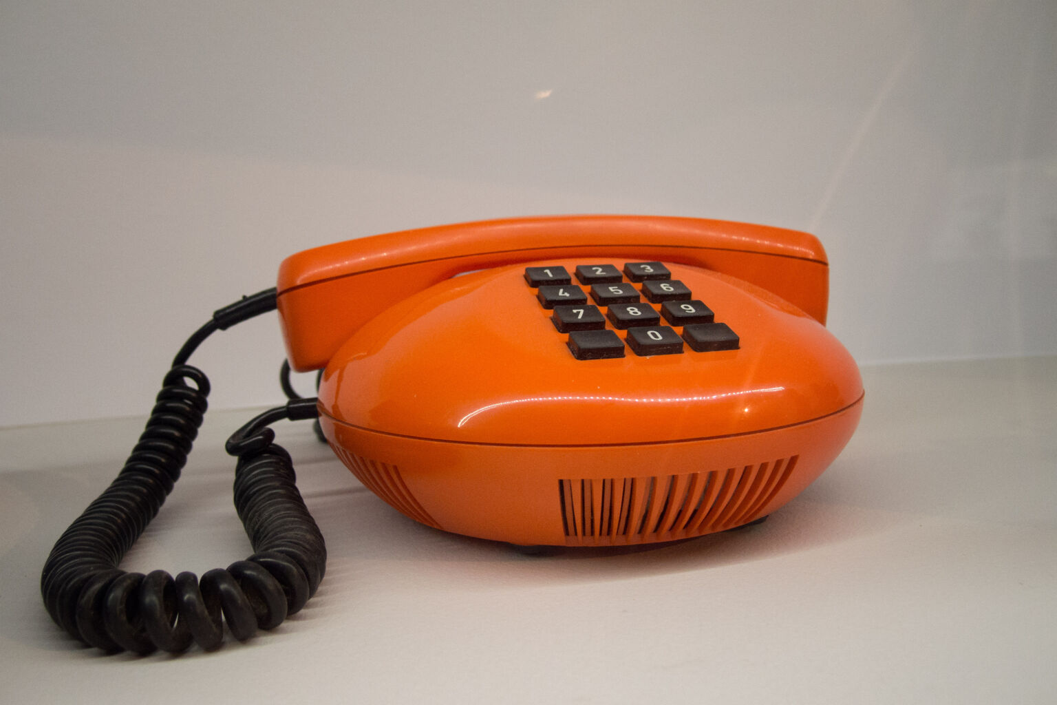 Classic Telephone | Copyright-free photo (by M. Vorel) | LibreShot