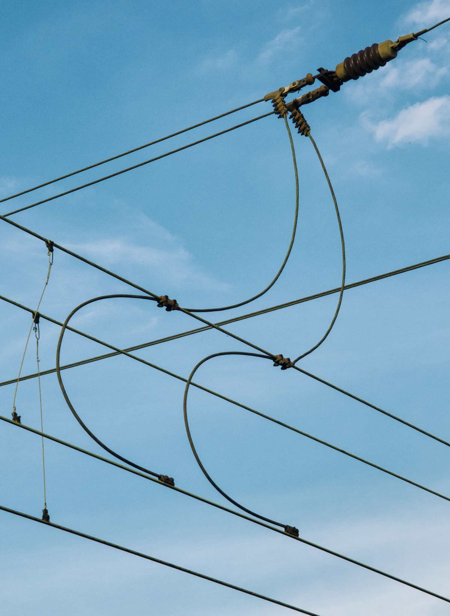 Trolley Wires | Copyright-free photo (by M. Vorel) | LibreShot