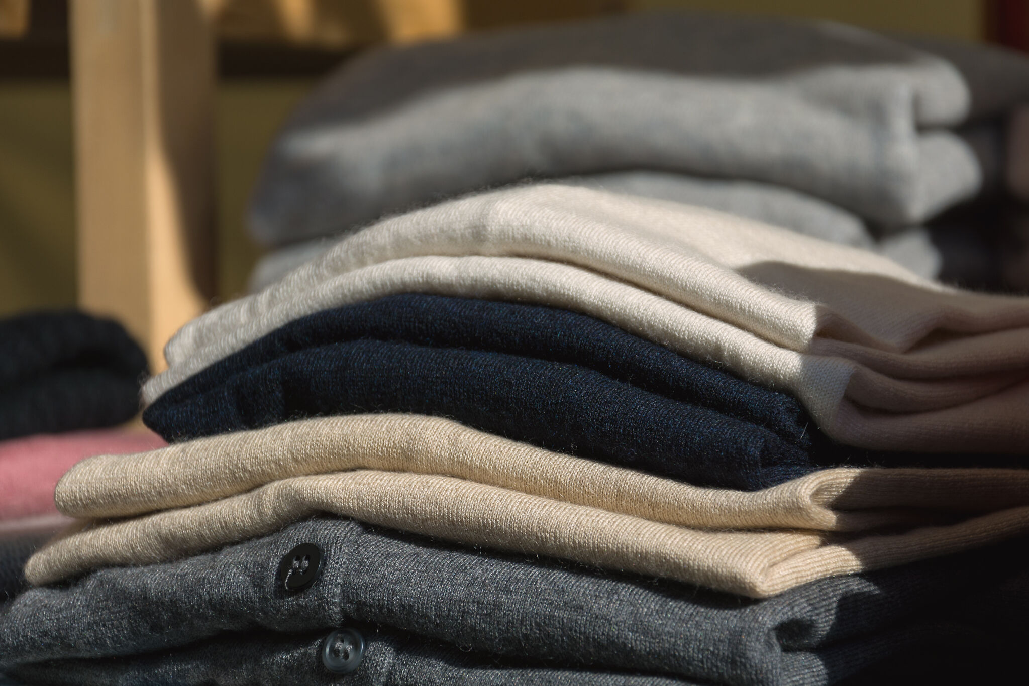 Folded Sweaters | Copyright-free photo (by M. Vorel) | LibreShot