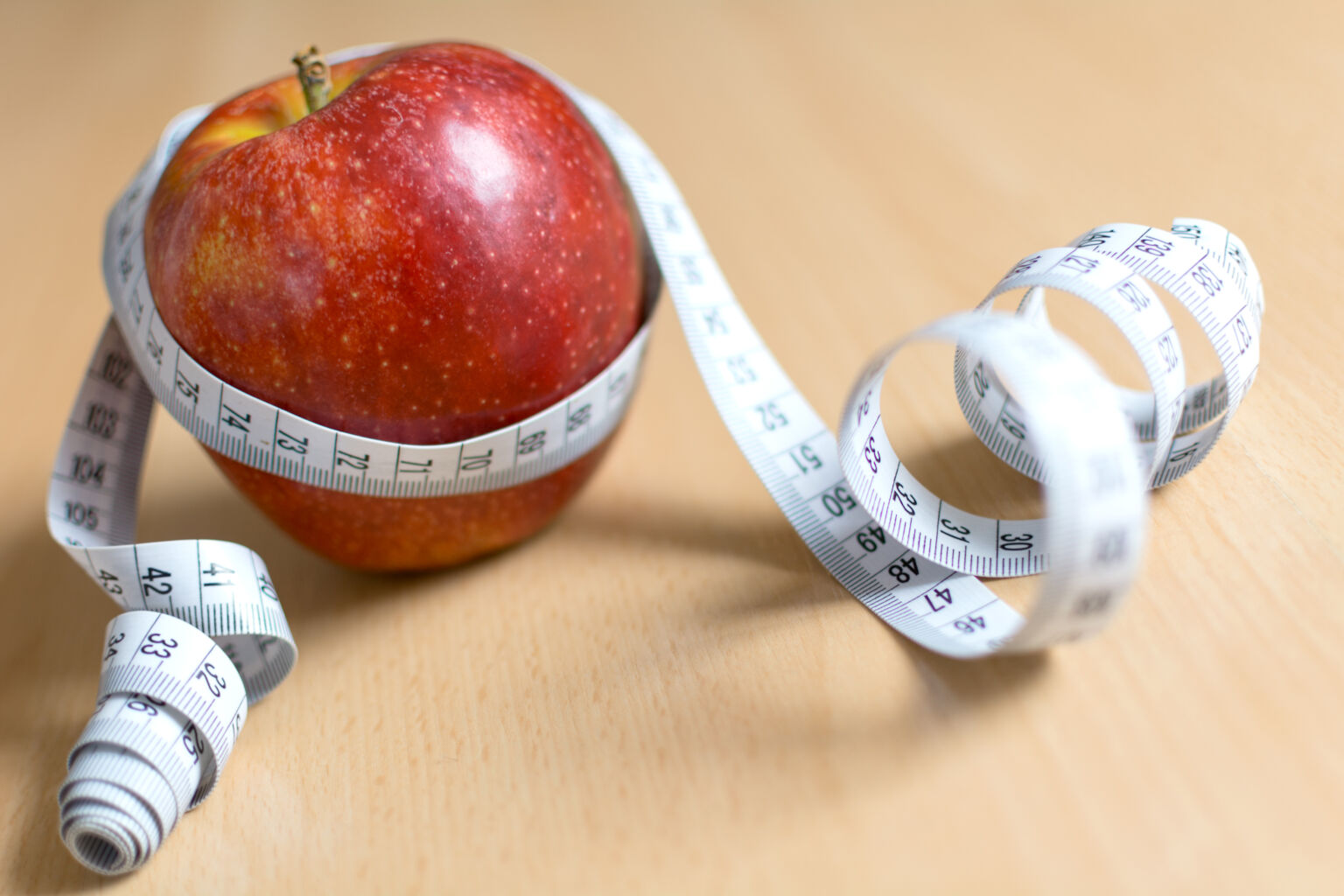 Apple and Measuring Tape | Copyright-free photo (by M. Vorel) | LibreShot