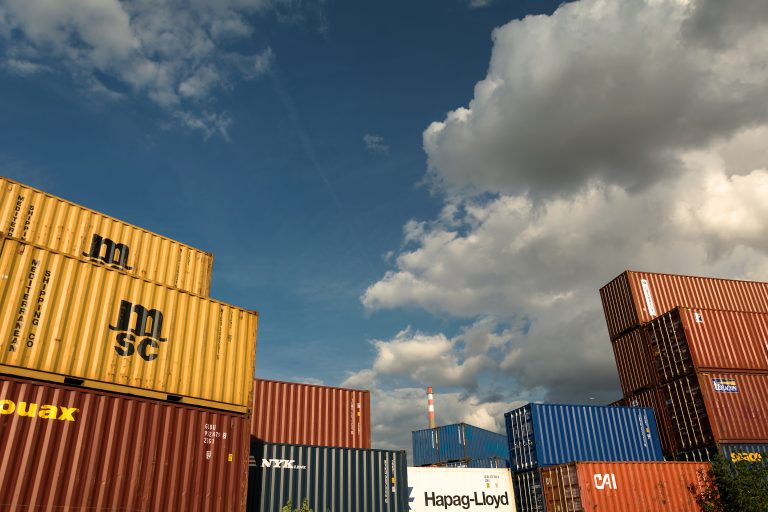 Shipping containers | Copyright-free photo (by M. Vorel) | LibreShot