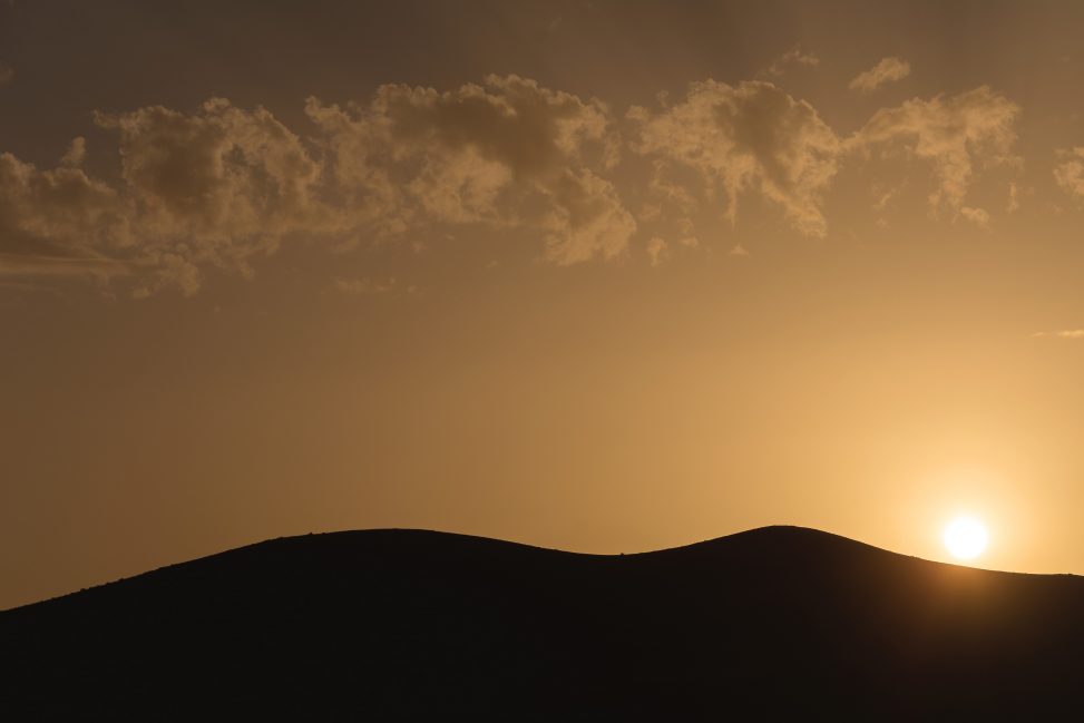 Sunset over the hills | Copyright-free photo (by M. Vorel) | LibreShot