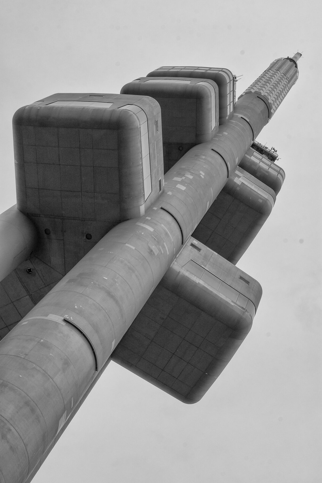 Prague TV Tower | Copyright-free photo (by M. Vorel) | LibreShot