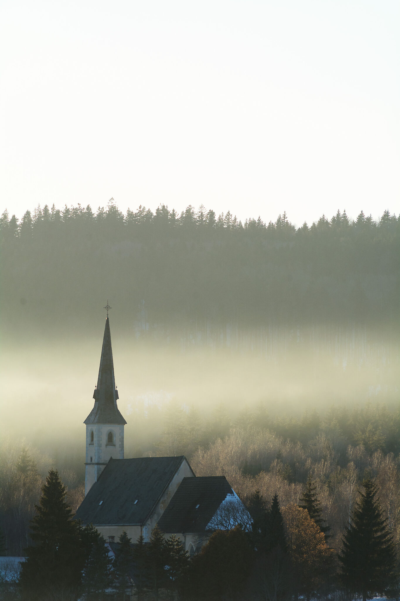 Church in fog | Copyright-free photo (by M. Vorel) | LibreShot