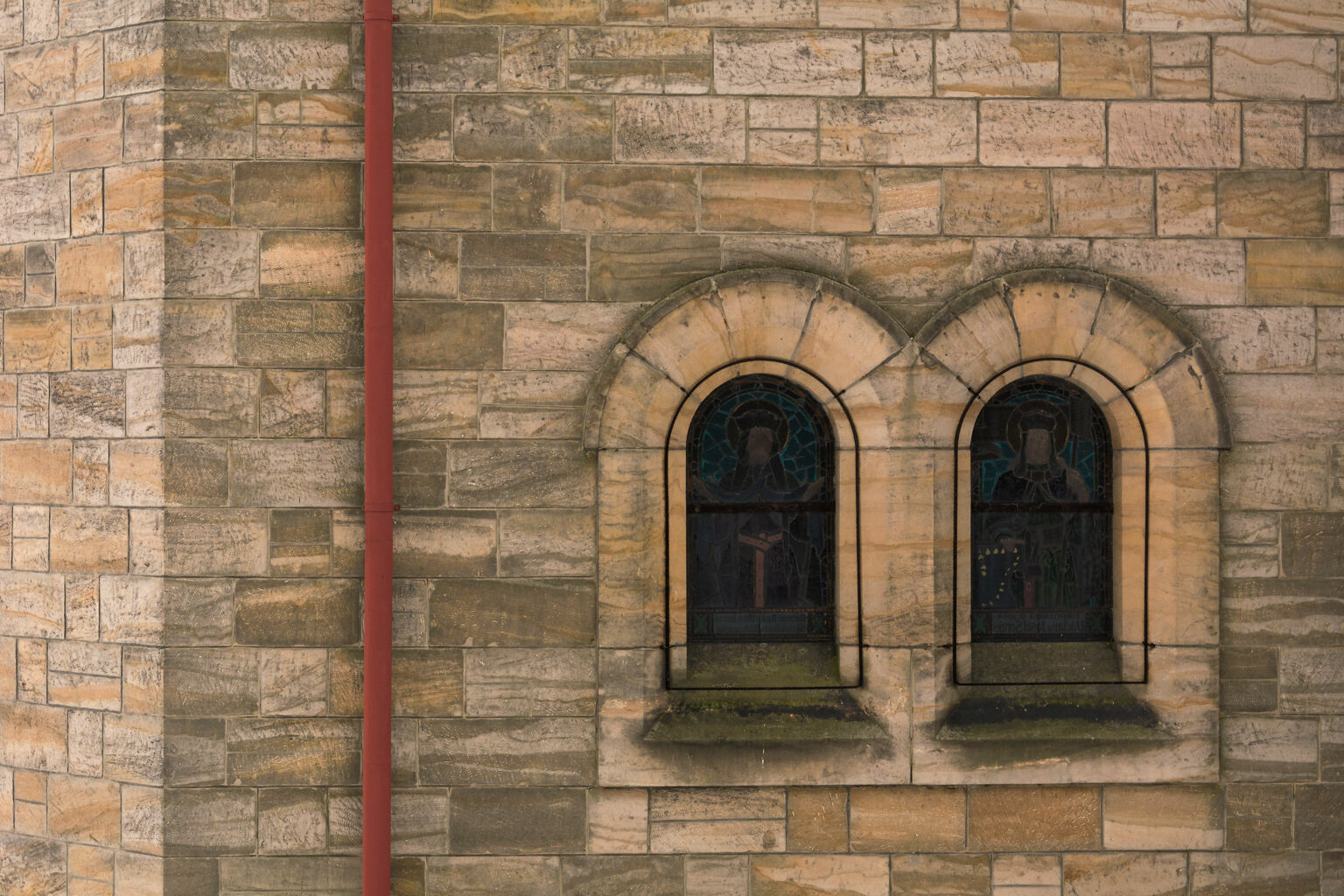 Church windows | Copyright-free photo (by M. Vorel) | LibreShot