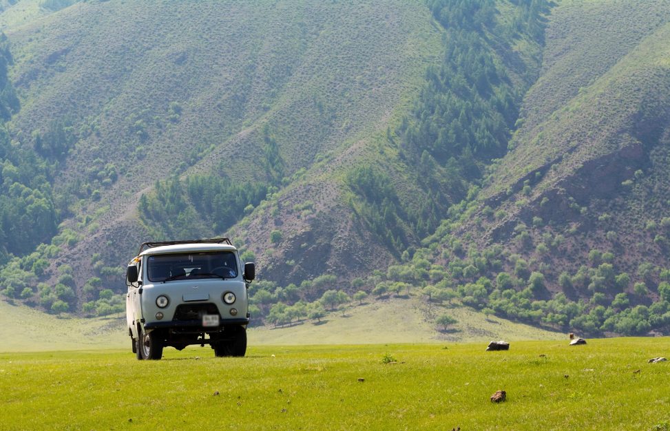 Russian Van in Mongolia | Copyright-free photo (by M. Vorel) | LibreShot