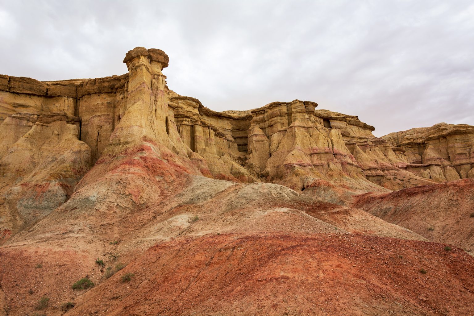 Tsagaan Suvraga (White Stupa) in Mongolia | Copyright-free photo (by M ...
