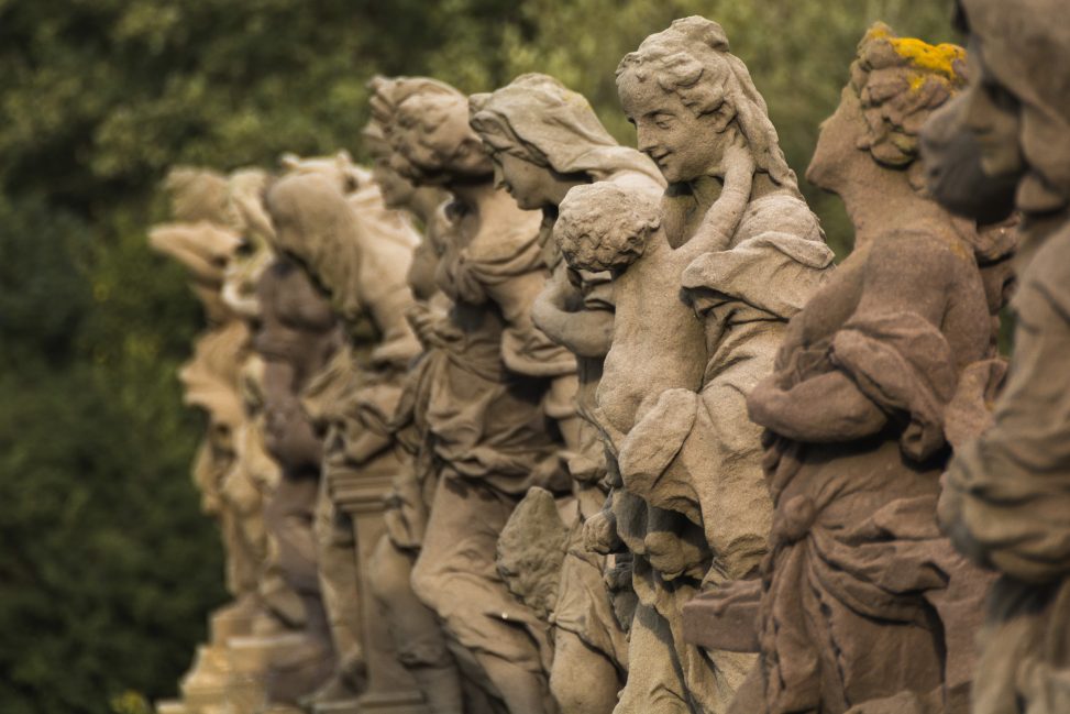 100+ Free Statues stock images. Commercial use. No watermark.