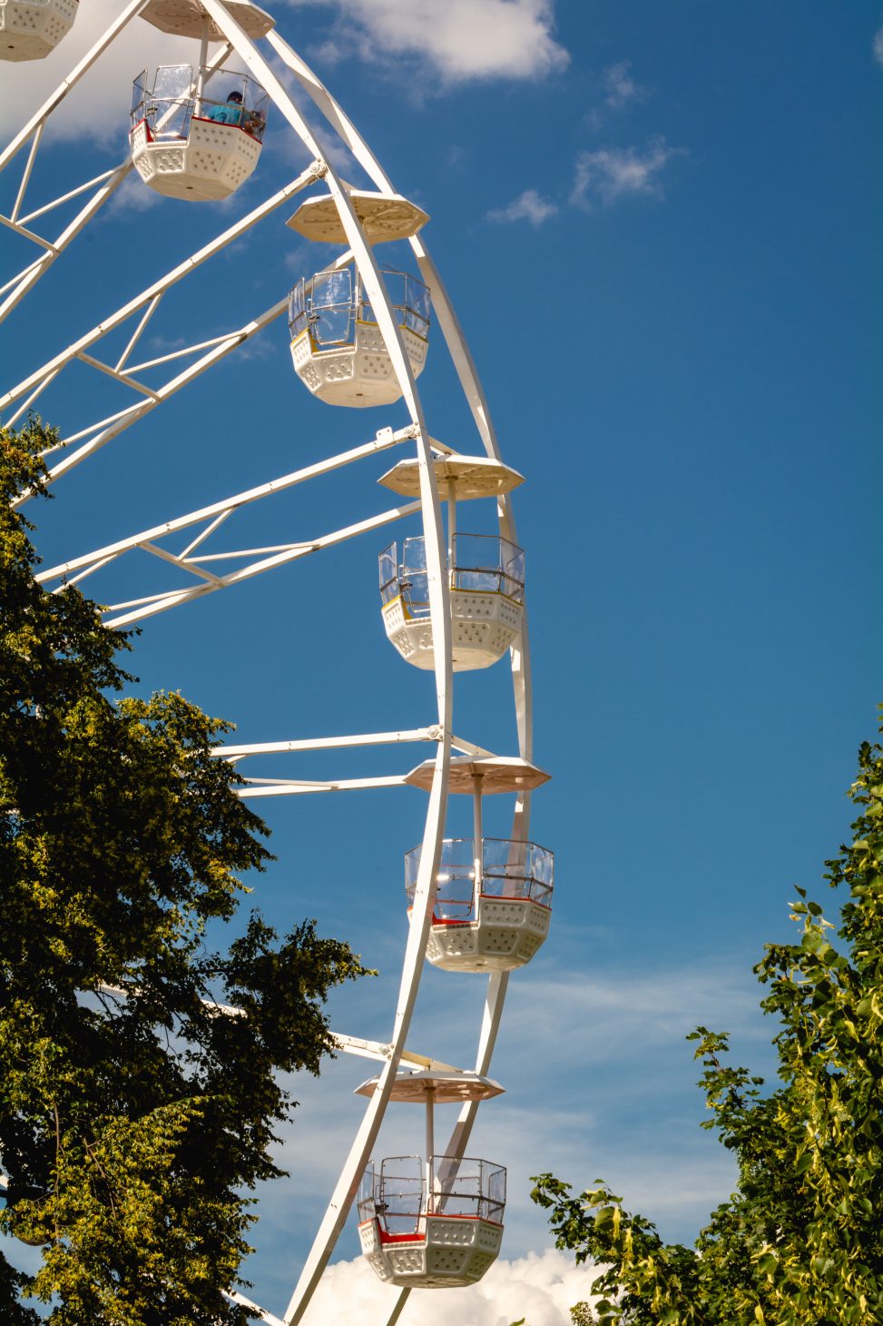 Ferris Wheel | Copyright-free photo (by M. Vorel) | LibreShot